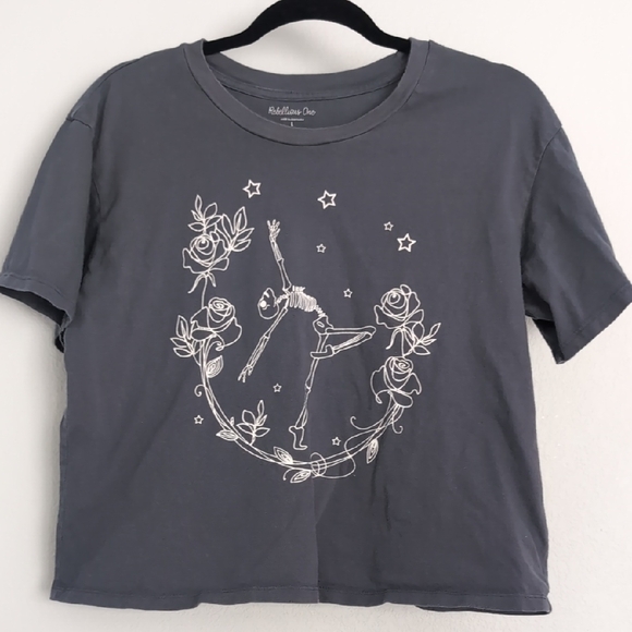 Rebellious One | Tops | Rebellious One Gray Dancing Skeleton Cropped ...